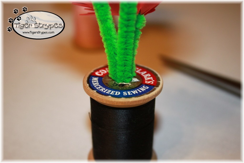 Make A Thread Vase With Flowers - #TBCCrafters