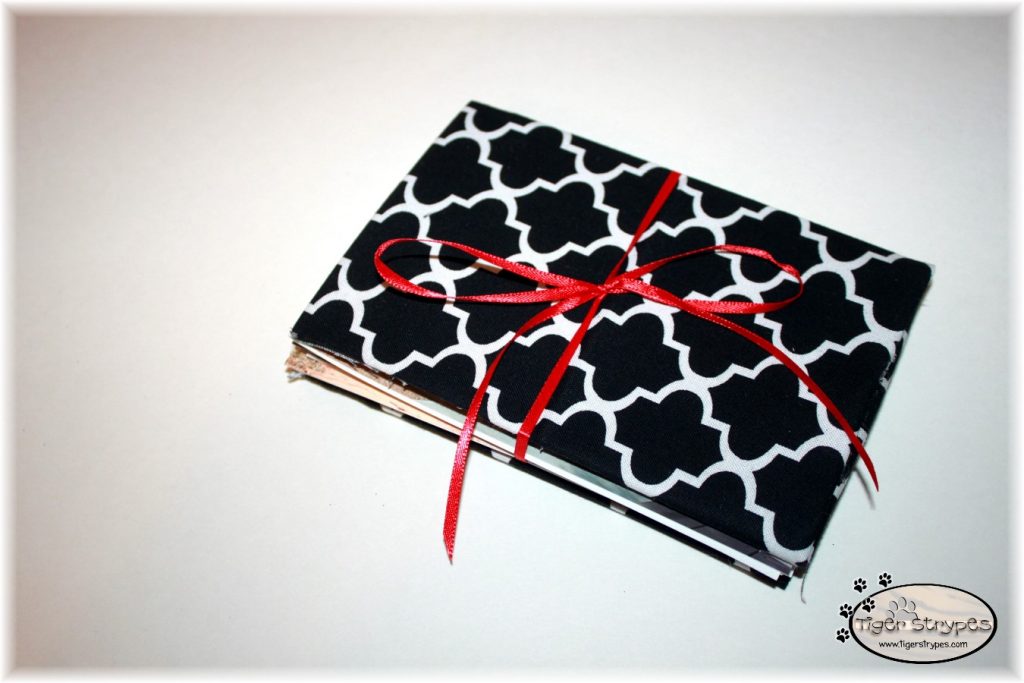 Create a Photo Book Craft #DIY #Memories #TigerStrypesBlog