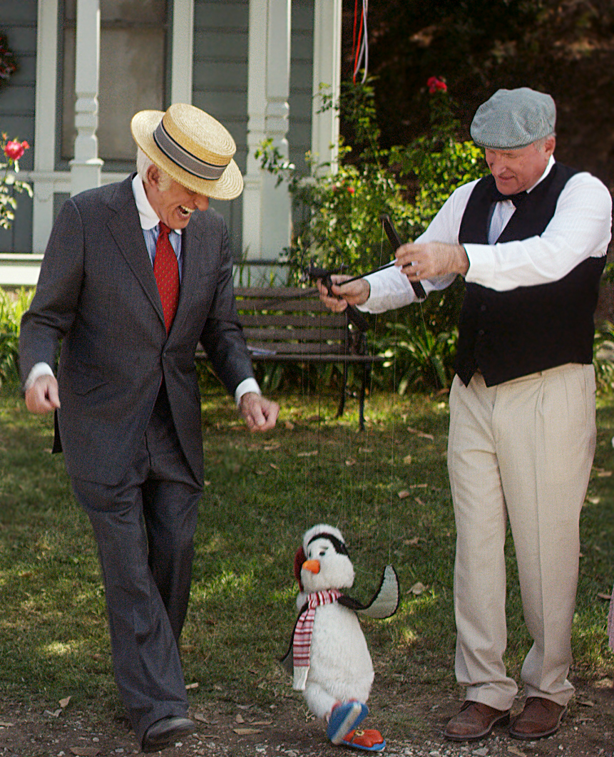 Buttons: a Christmas Tale (Movie Review) #TigerStrypesBlog