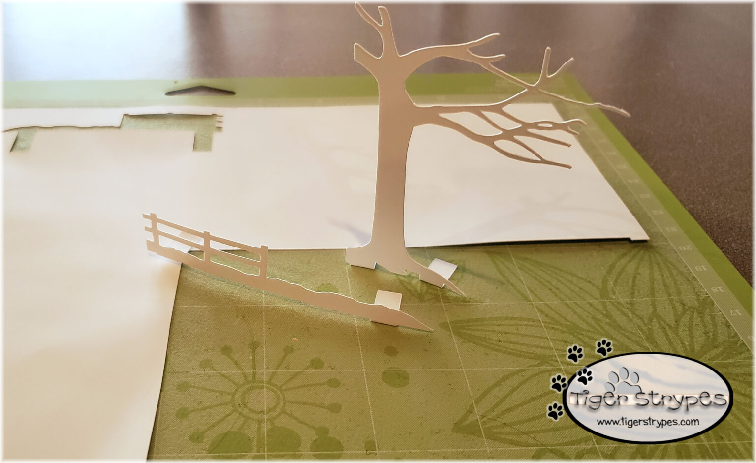 Make a Winter Box Craft #TigerStrypesBlog