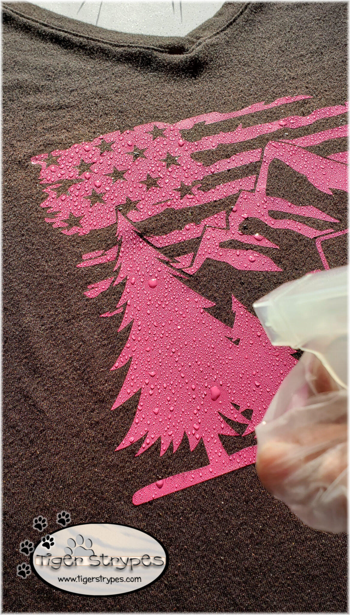 Reverse Vinyl Shirt Craft #TigerStrypesBlog